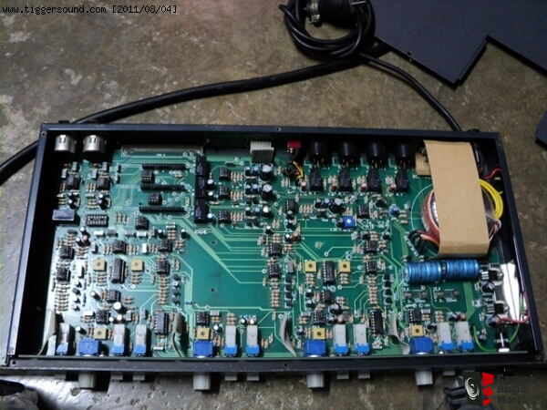 BSS FDS-360 analog active crossover => pending sold Photo #1701683 - UK ...