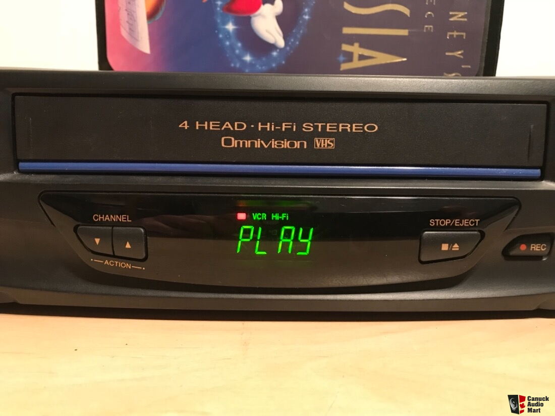 2000 Panasonic PV-V4530S high quality VCR VHS Player no Remote Photo ...