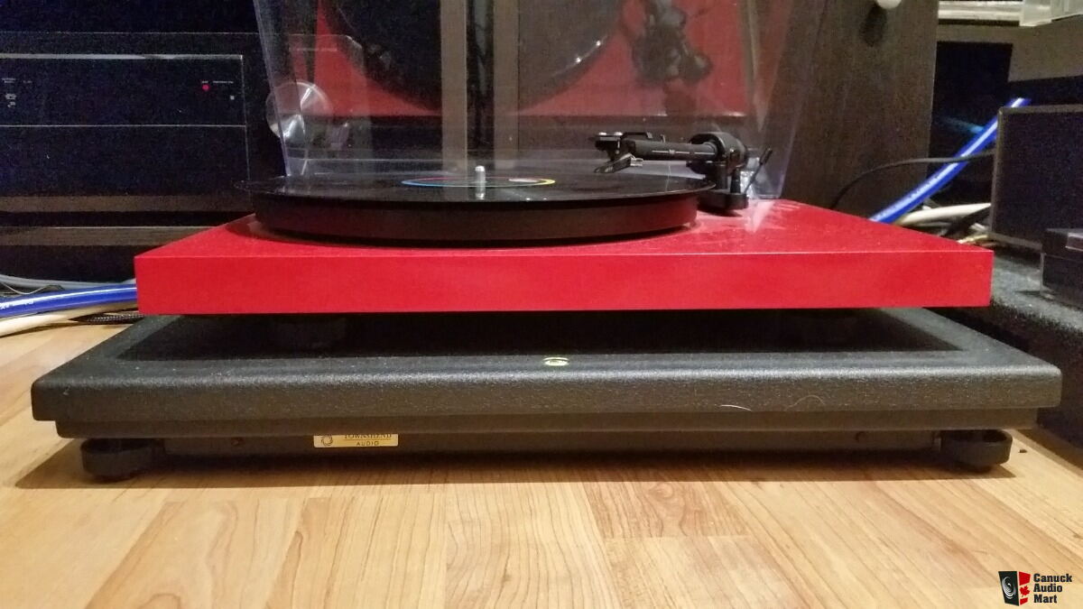 Project Debut 3 turntable - Red Photo #1730537 - UK Audio Mart