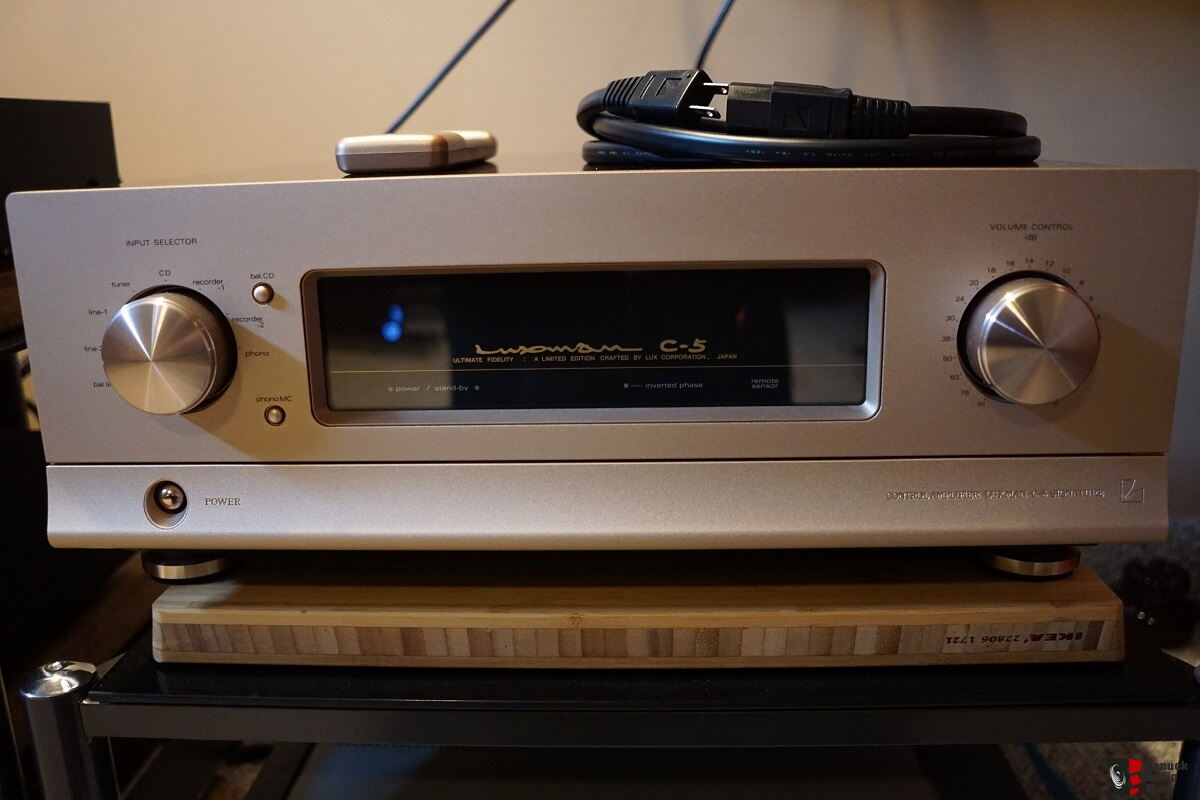 Luxman C-5 Signature Control Amplifier Photo #1738661 - Canuck Audio Mart