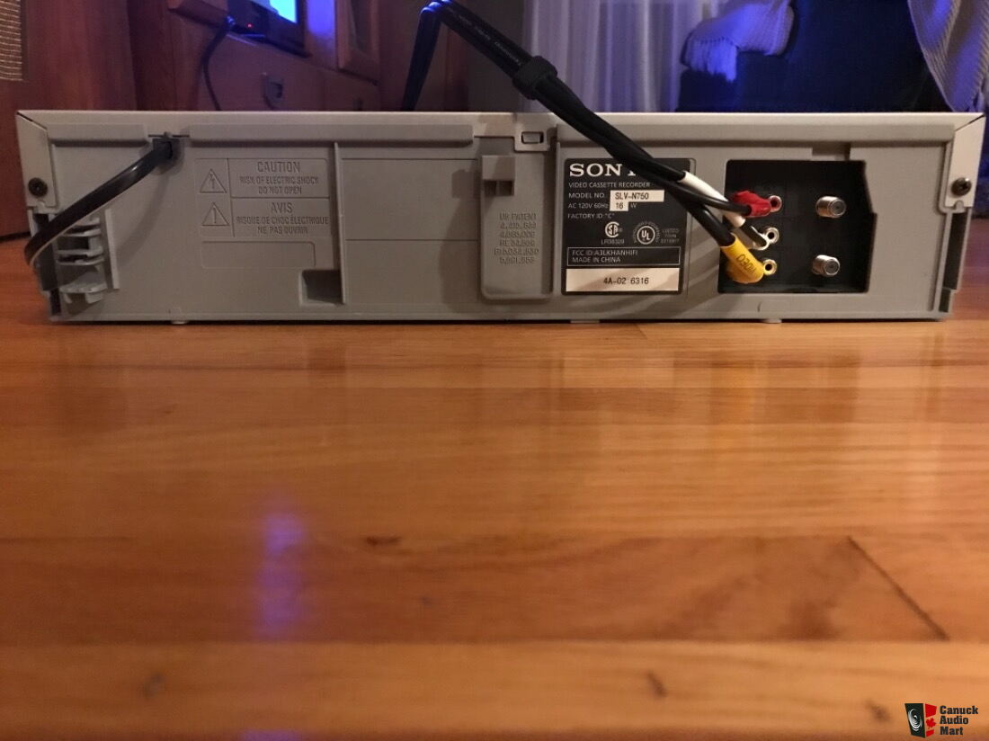 Sony SLV-N700 Full Chassis 4-Head Hi-Fi VCR VHS player with remote ...