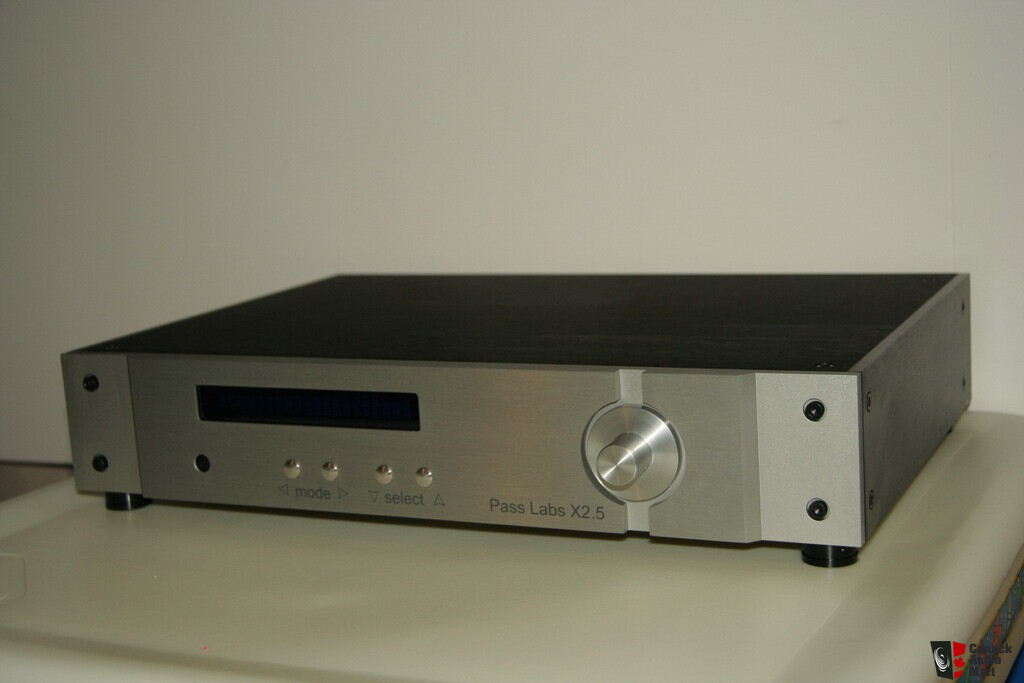 Pass Lab X2.5 Pre-amp Photo #177275 - US Audio Mart