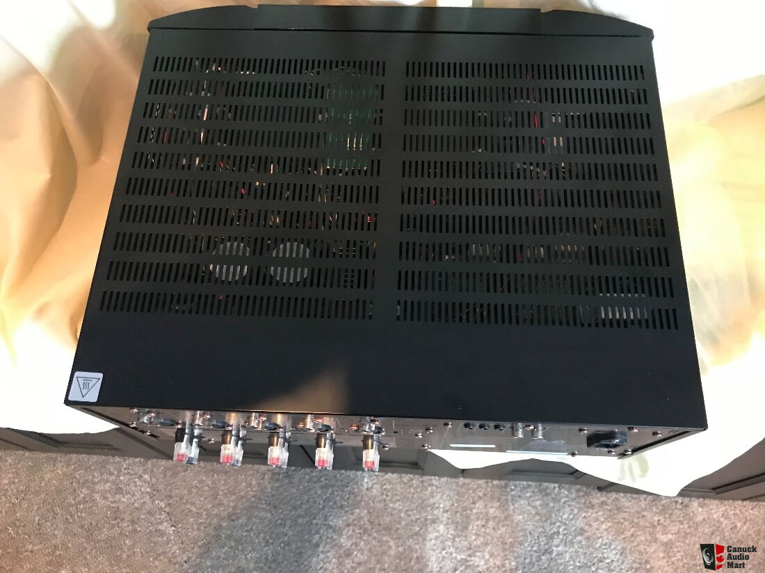 Marantz AV7701 PRE Amplifier EXCELLENT! Photo #1778909 - Canuck Audio Mart