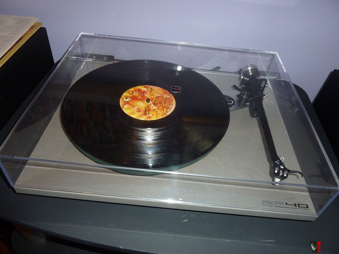 Rega RP40 Anniversary Limited Edition Turntable With PSU & FONO Mark II ...