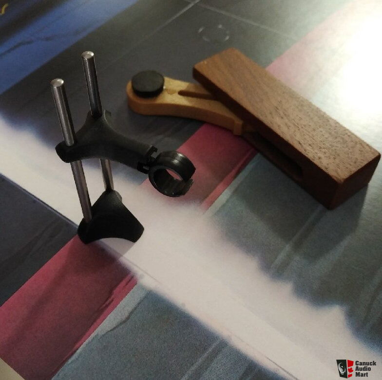 Tonearm End Of Record Safety Lift & Stylus Mirror / Brush Photo ...