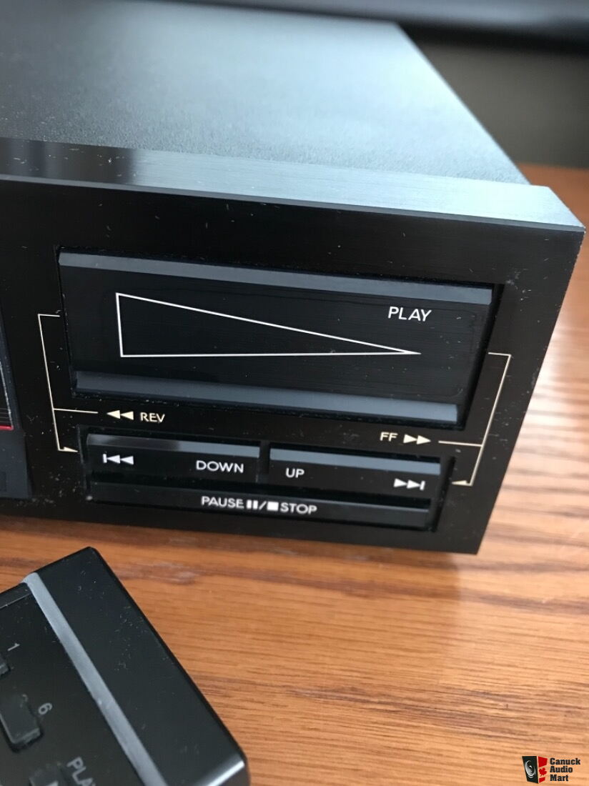 1985 Toshiba XR-35A Single CD player transport w/original remote Photo ...
