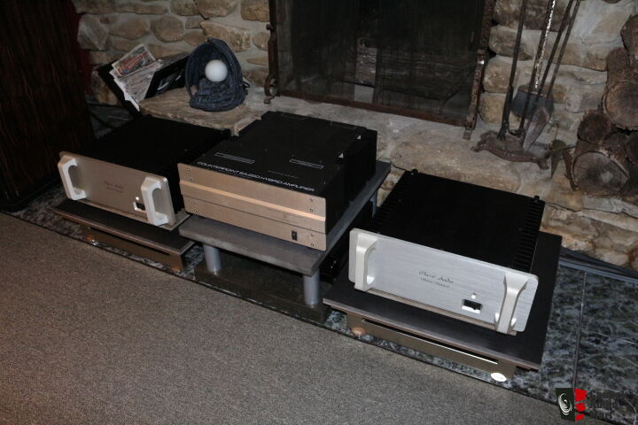 Classe Audio M700 (seven hundred) mono block For Sale - Canuck Audio Mart