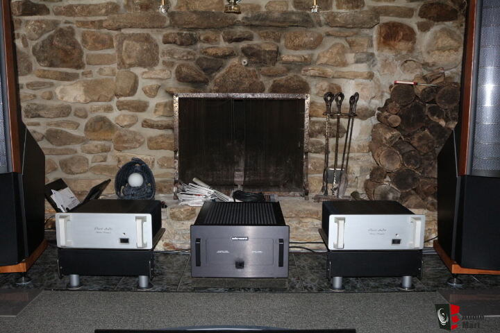 Classe Audio M700 (seven hundred) mono block Photo #1827791 - Canuck ...