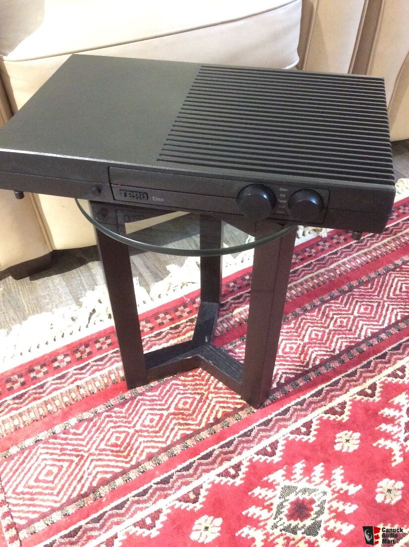 REGA System, PLANET CD, ELEX Integrated amp, Rega RADIO Photo #1835236 ...