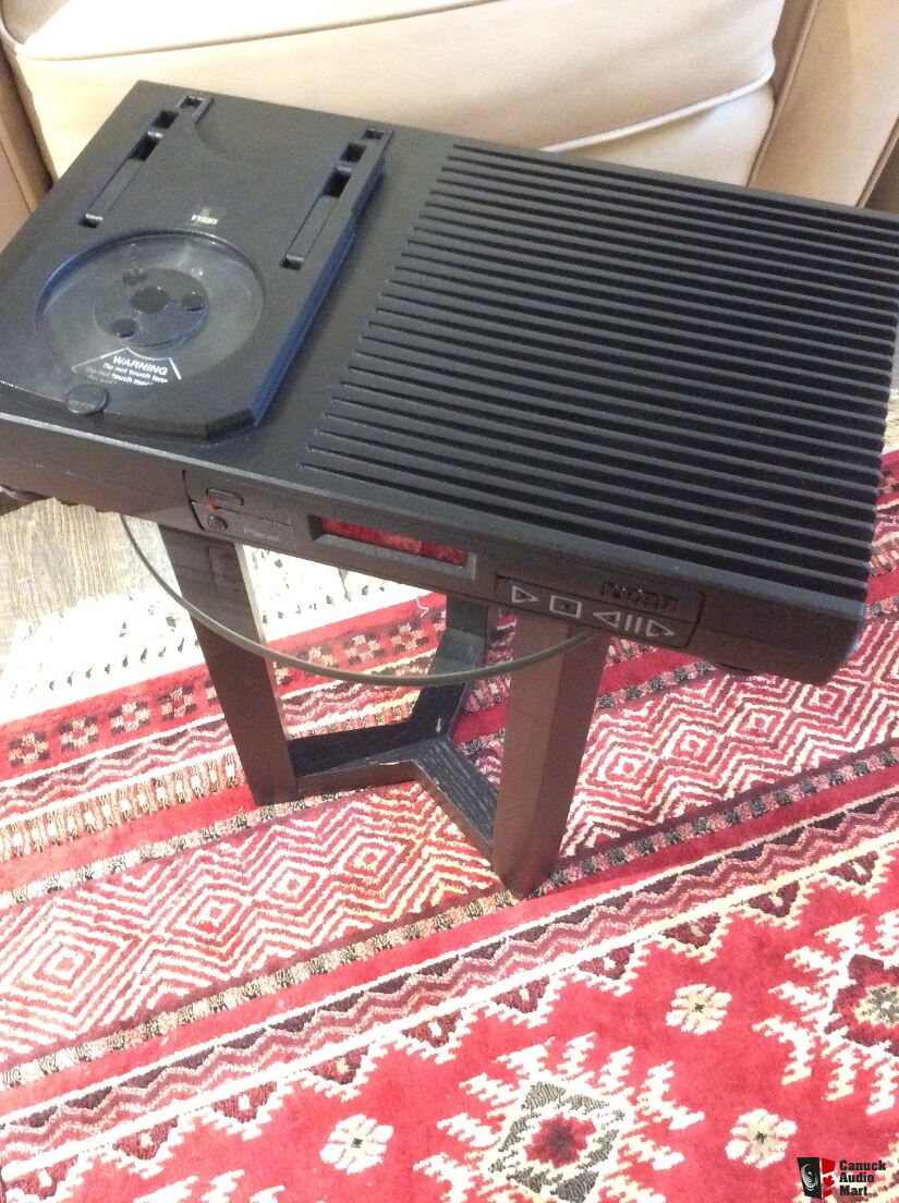 REGA System, PLANET CD, ELEX Integrated amp, Rega RADIO Photo #1835237 ...