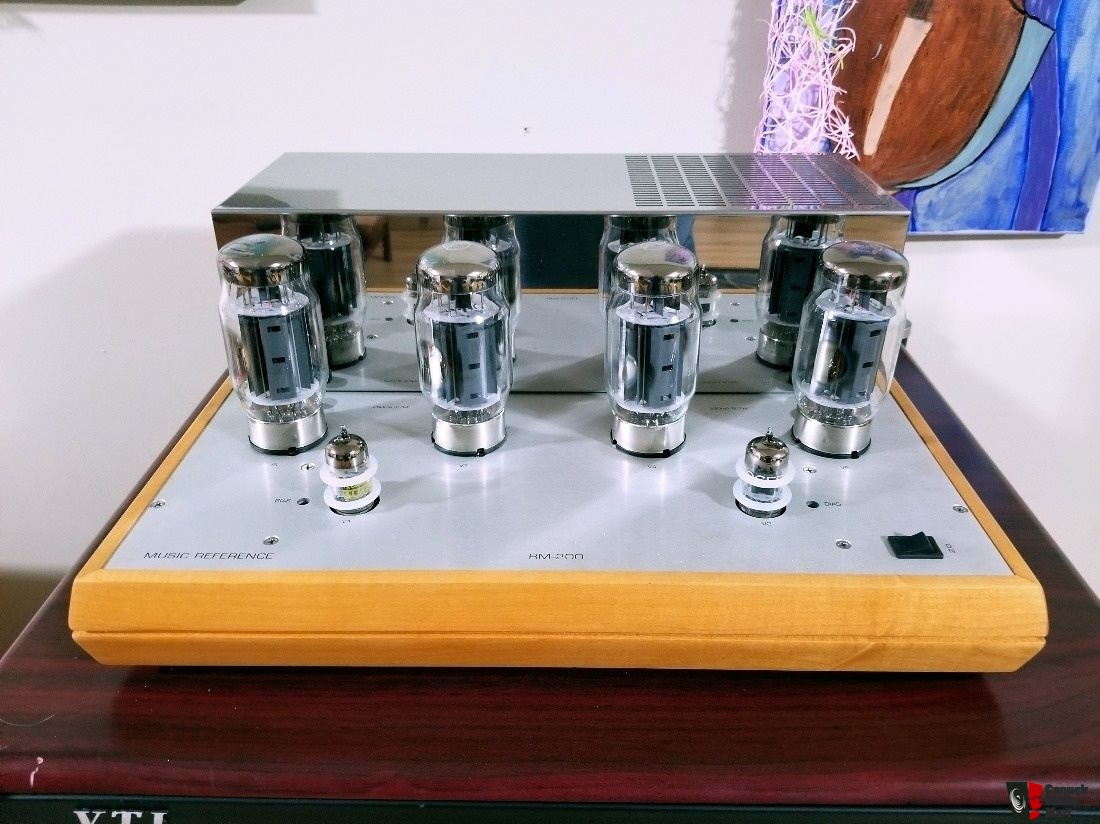 Music Reference RM-200 Stereo Power Amplifier For Sale - Canuck Audio Mart