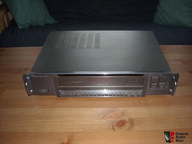 Beautiful Carver TX-11a tuner Photo #185209 - Canuck Audio Mart