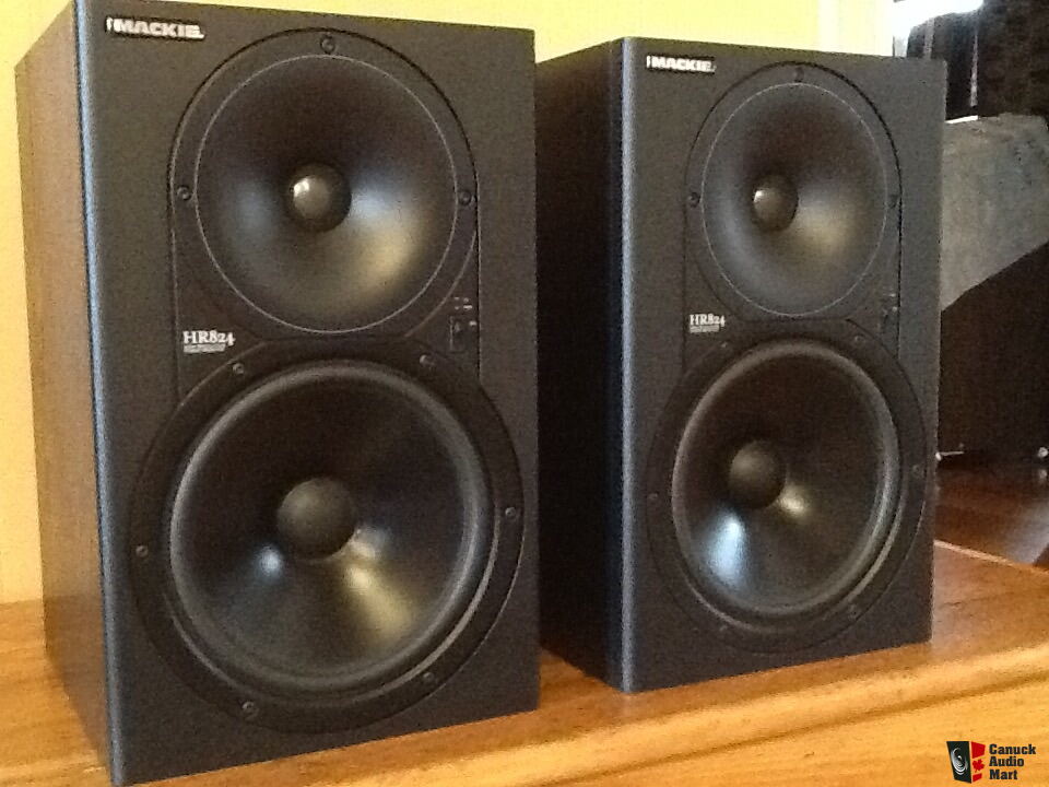 Mackie HR 824 monitors For Sale - Canuck Audio Mart