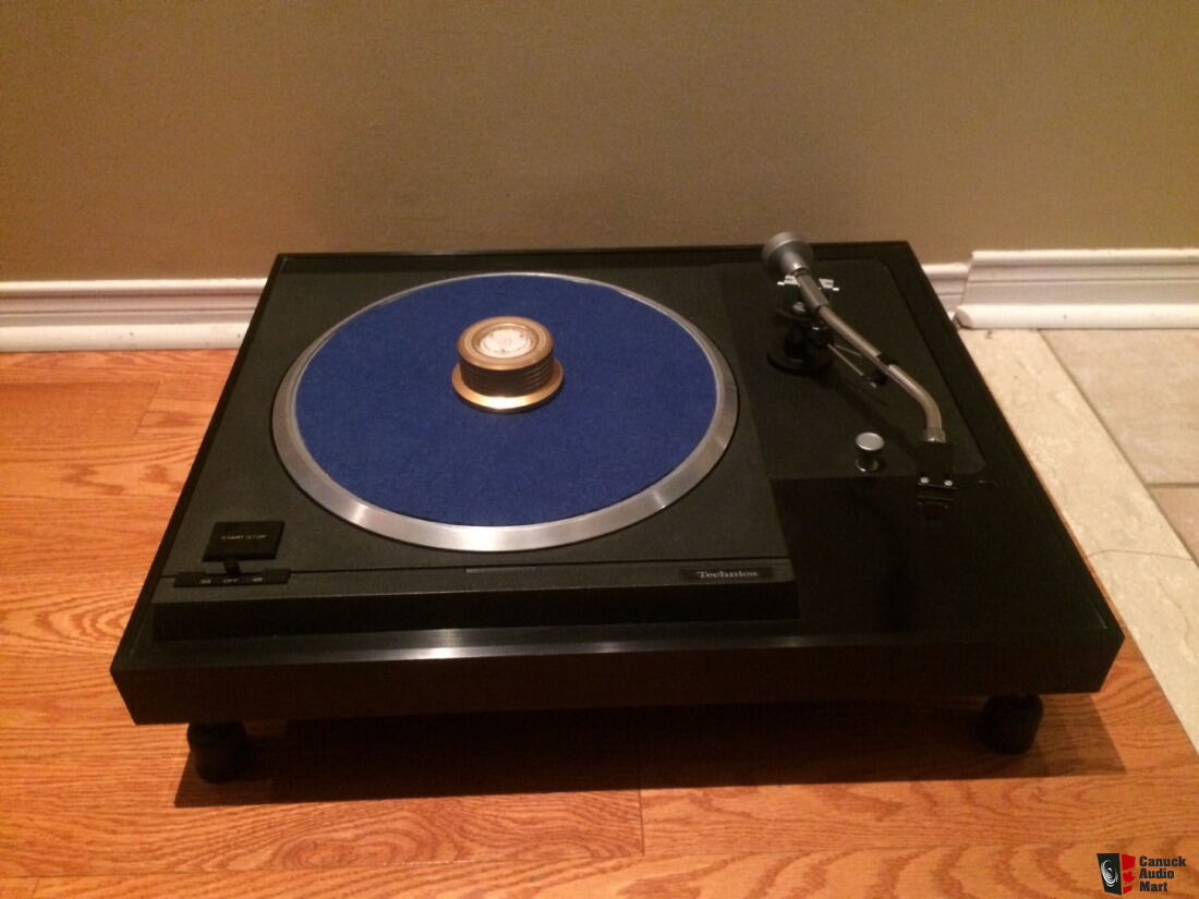 Technics SP-20 turntable mounted on "GRANDEE 3" Lead Console Photo ...