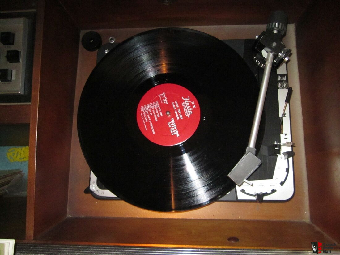 Vintage Electrohome Console w/Dual 1009 & Electronic Tuning Photo ...
