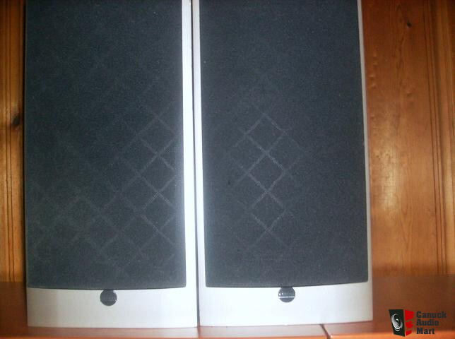 Athena AS-B2 Main/Stereo 2-Way Bookshelf Speakers