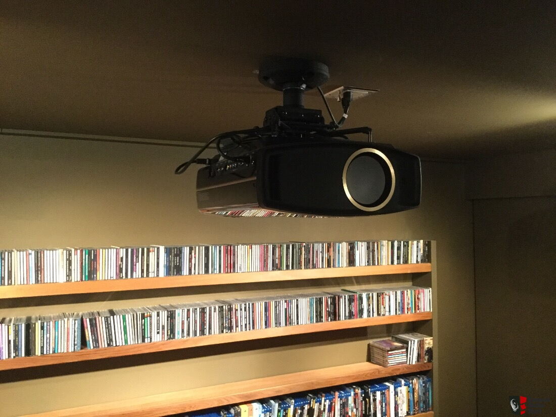 JVC RS 35 HD projector For Sale - Canuck Audio Mart