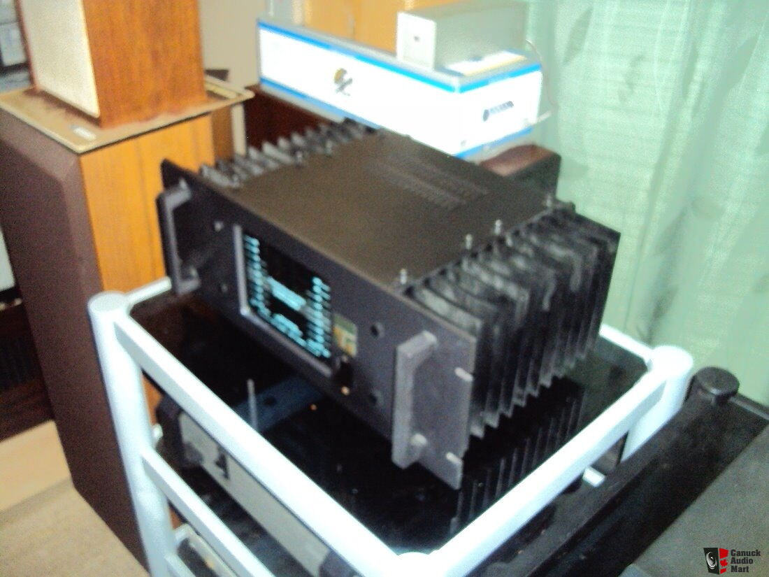 Threshold 400A Class A Power Amplifier something its shorted internally ...