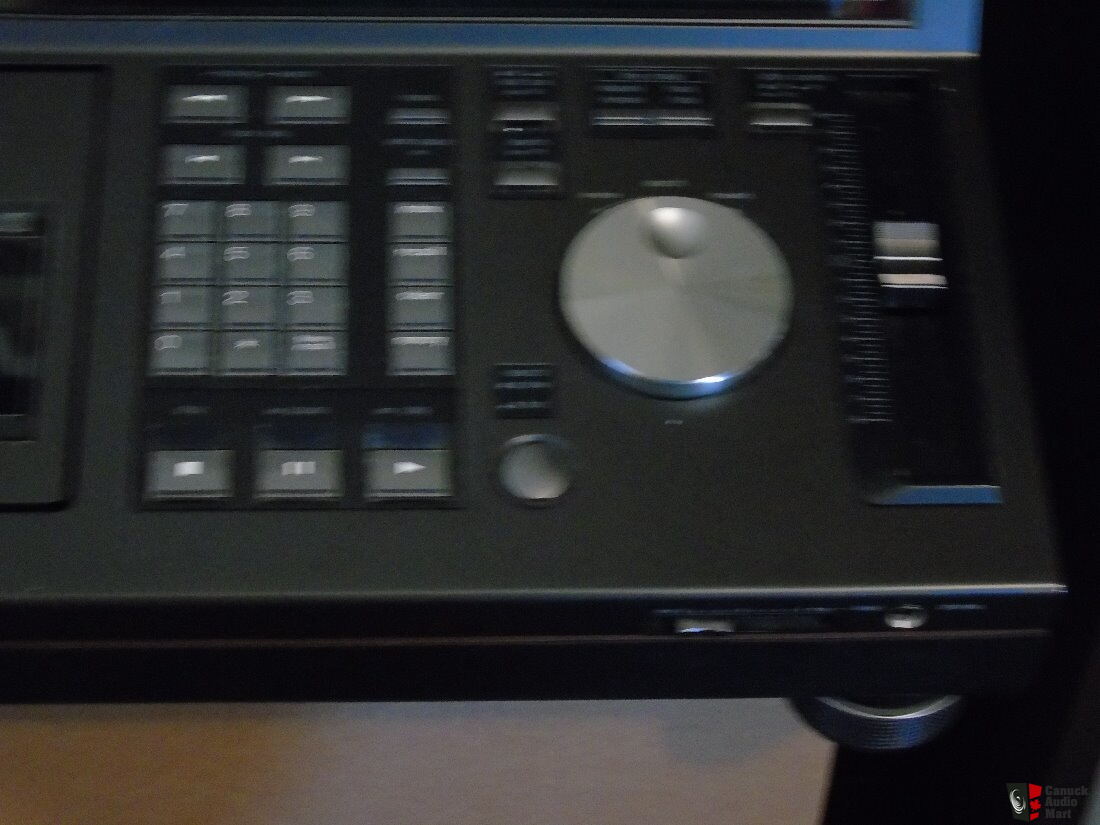 Technics SL-P1200 CD Player Photo #1925350 - UK Audio Mart
