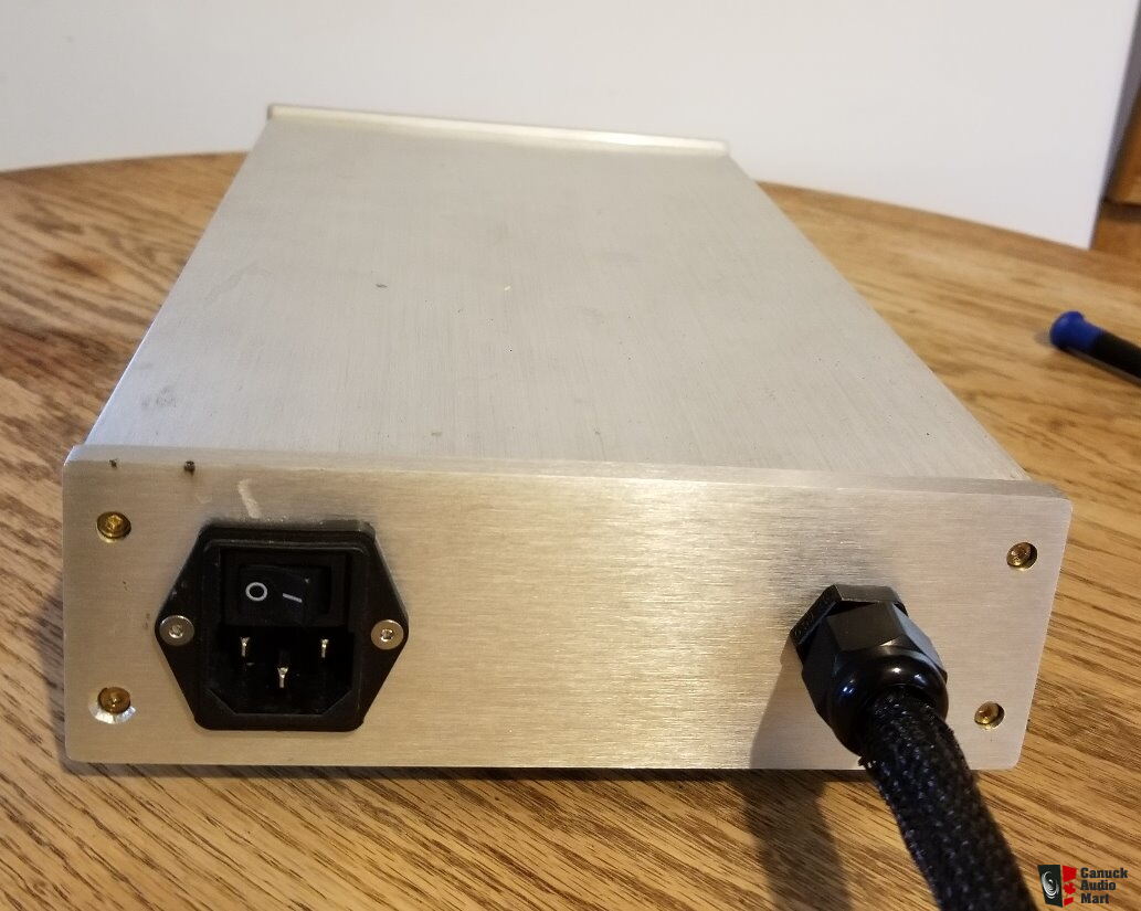Custom Canadian built Tube Preamp - Frogge Audio - "Super Blue ...