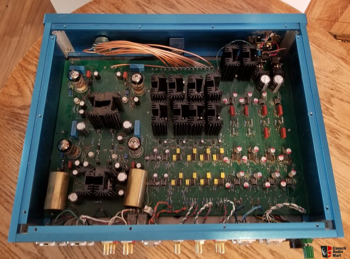 Custom Canadian built Tube Preamp - Frogge Audio - "Super Blue ...