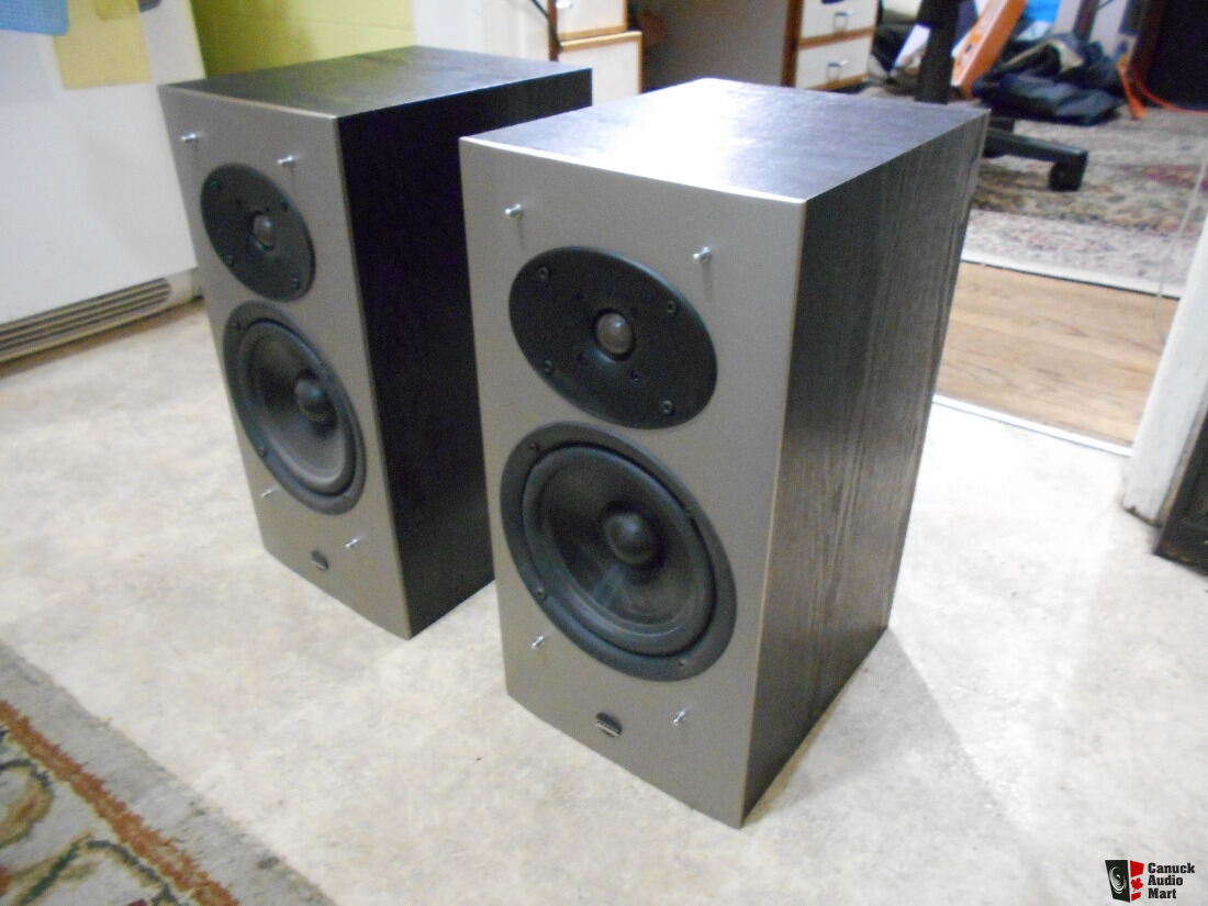 Athena Technologies Audition Series AS-B2-1 Bookshelf speakers Photo ...