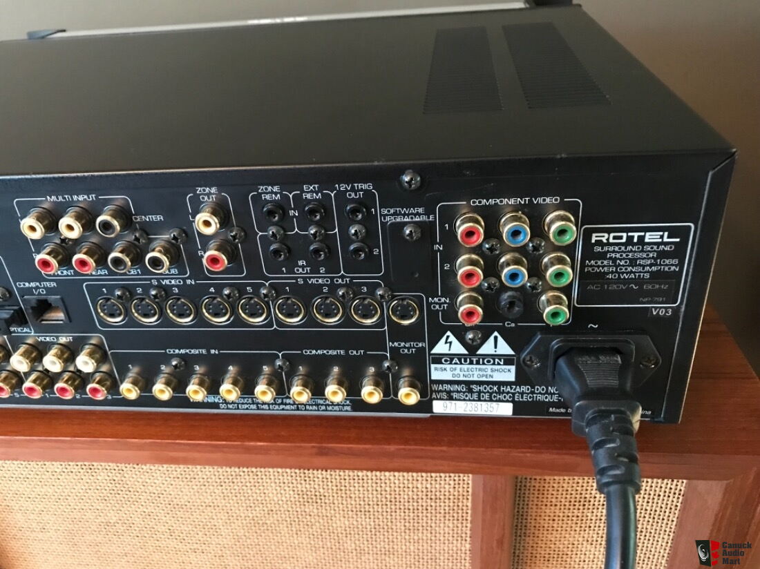 Rotel Model RSP 1066 High End Pre Amp 2 5 7 2 Channel Photo 1952942 Rotel Model RSP 1066 High End Pre Amp 2 5 7 2 Channel Photo 1952942