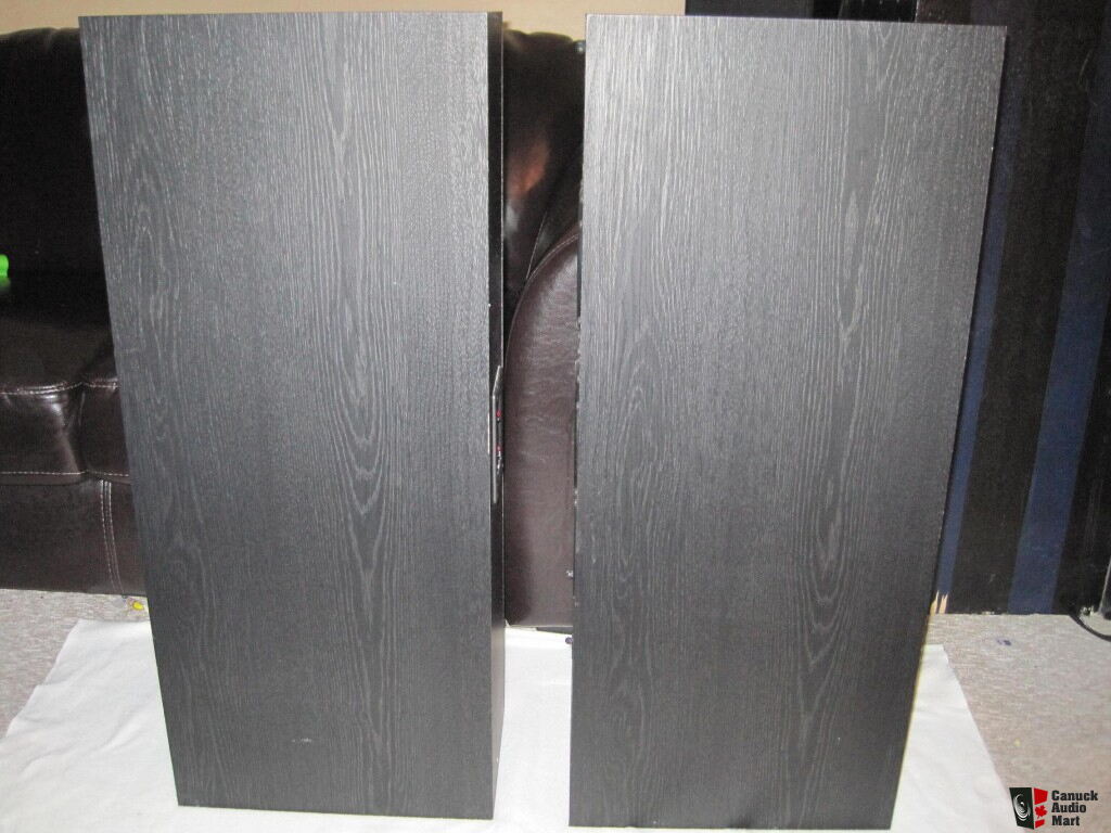 Paradigm 7SE Mk3 Speakers in Excellent Condition Photo #195458 - Canuck ...