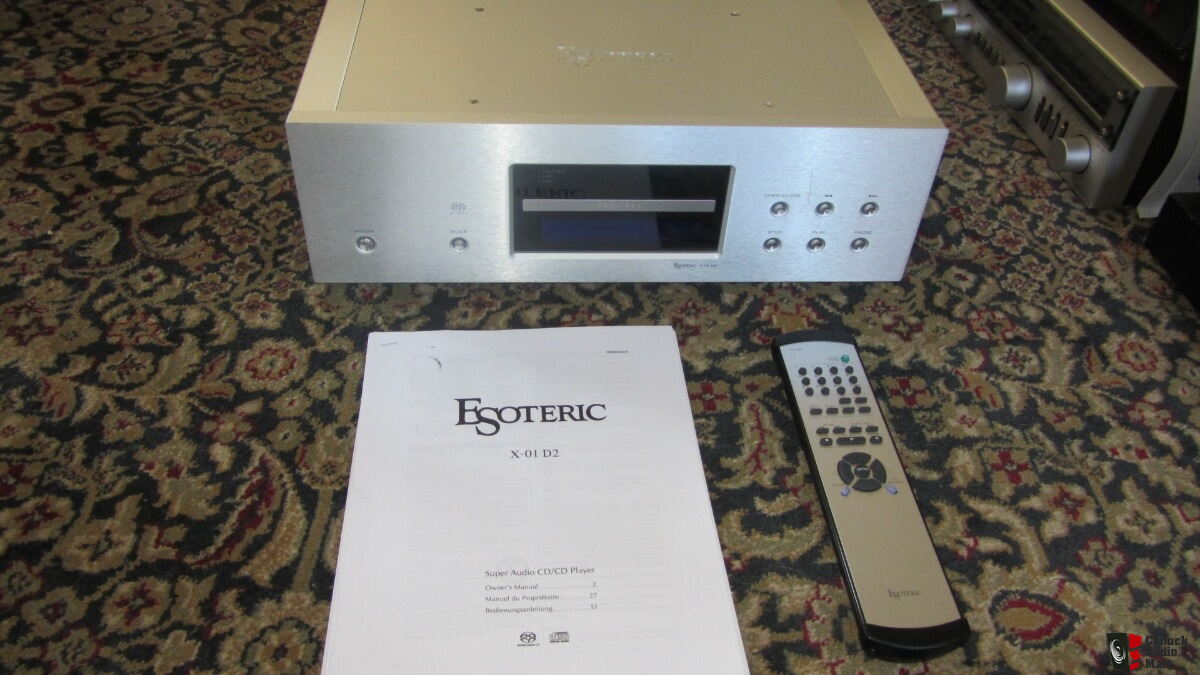 Esoteric X-01 D2 SACD player Photo #1954903 - UK Audio Mart