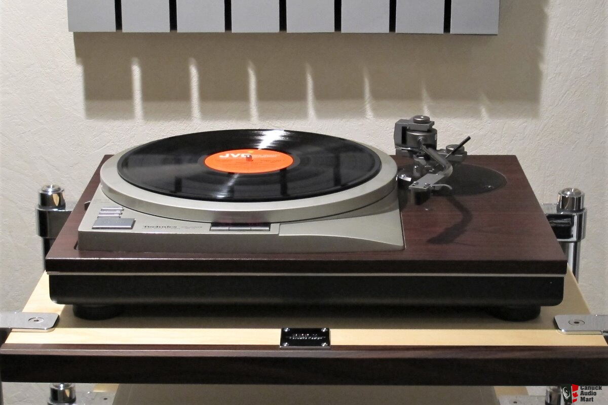 Technics SP-15 turntable with Jelco SA-750D tonearm - VERY GOOD ...