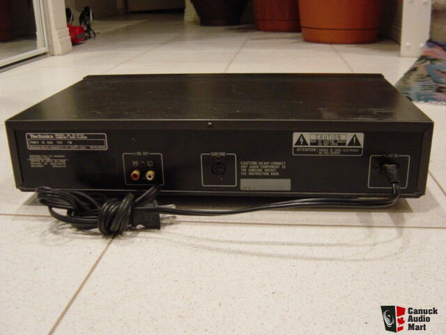vintage technics SL-P720 cd player Photo #198171 - Canuck Audio Mart
