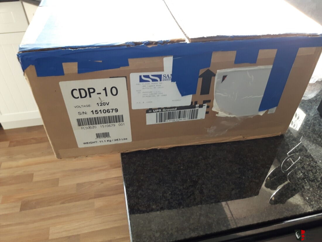 Beautiful Classe CDP 10 HDCD Player Photo #1982312 - Canuck Audio Mart