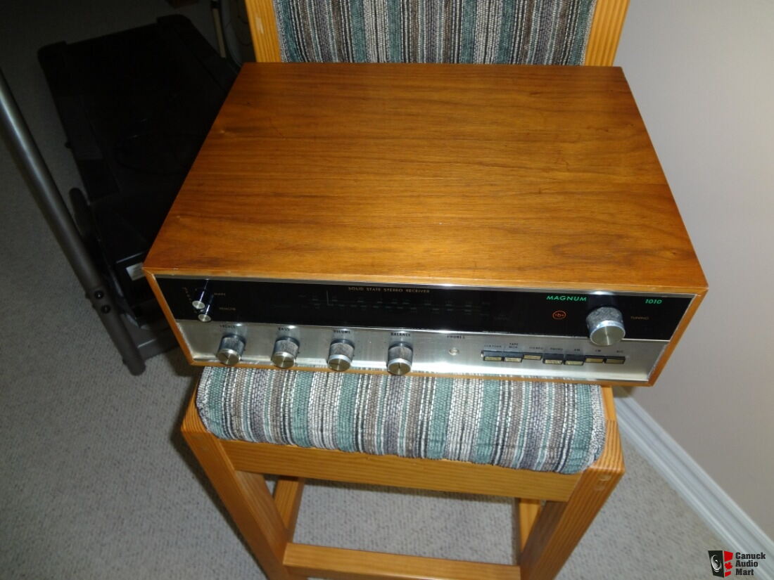 Vintage Magnum 1010 Stereo Receiver ( Sold to Garfield pending shipping ...