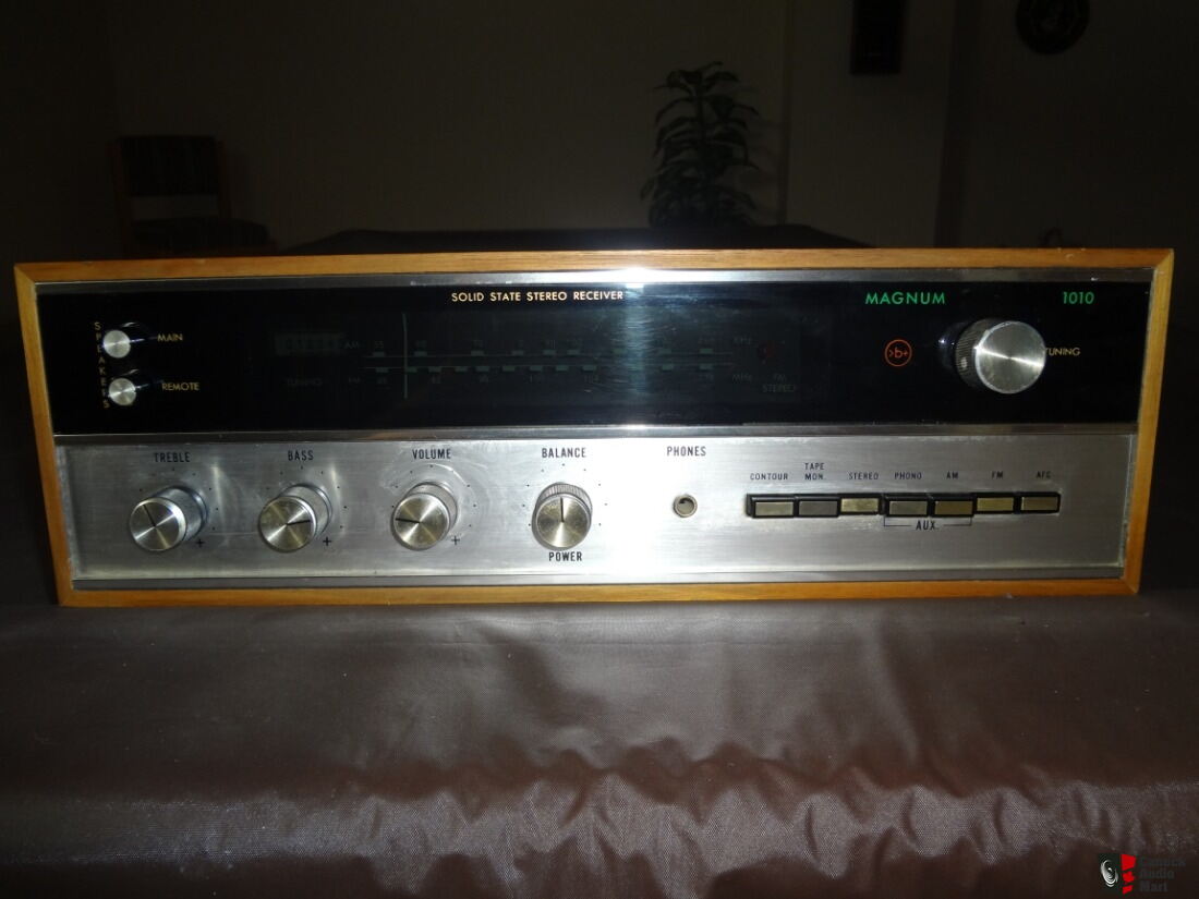 Vintage Magnum 1010 Stereo Receiver ( Sold to Garfield pending shipping ...