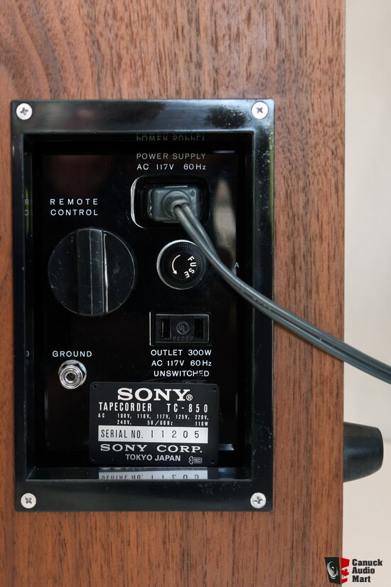 SONY TC-850 Professional ¼ inch Reel to Reel Tape Recorder Photo ...