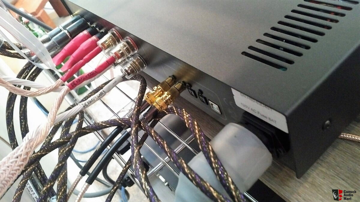 Hegel Music Systems H80 Integrated Amplifier-DAC - with optional RC8 ...
