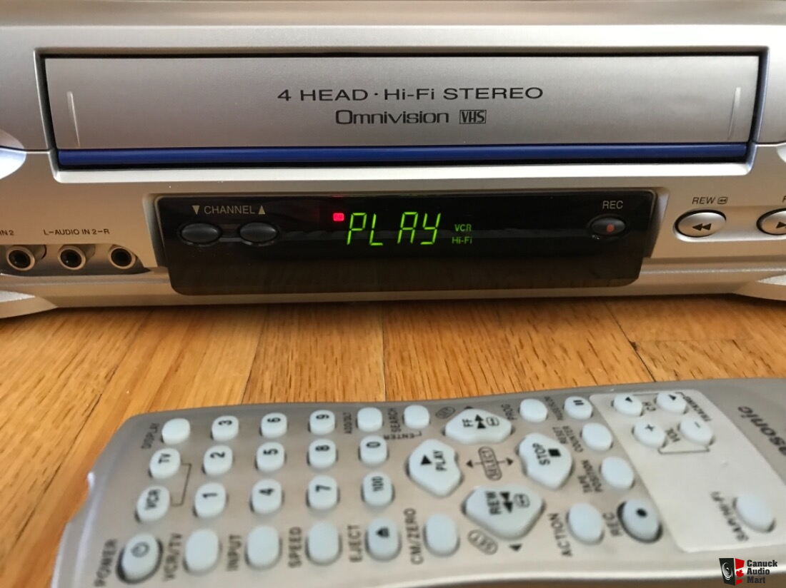 2003 Panasonic PV-V4523S-K w/original remote VCR VHS Player Photo ...