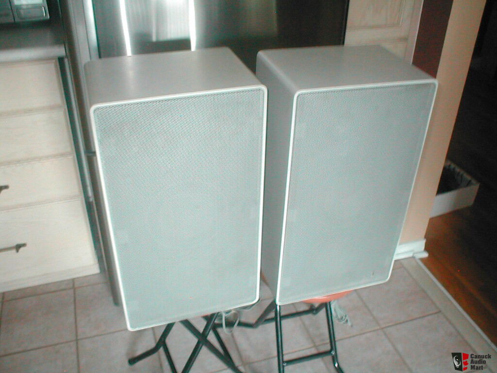 Vintage German BRAUN L710 speakers in White Photo #202083 - Canuck ...