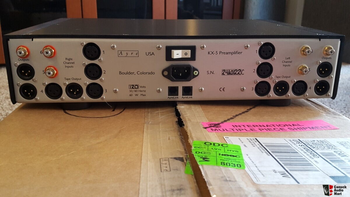 Ayre KX-5 Twenty stereo preamp in black Photo #2031223 - Canuck Audio Mart