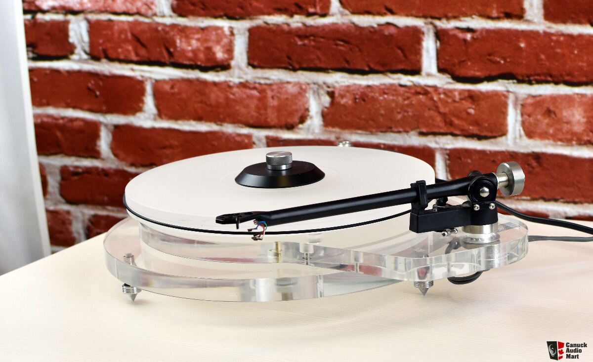 Roksan Radius 5 Turntable with Rega 250 TA, Grado Platinum II or Denon ...