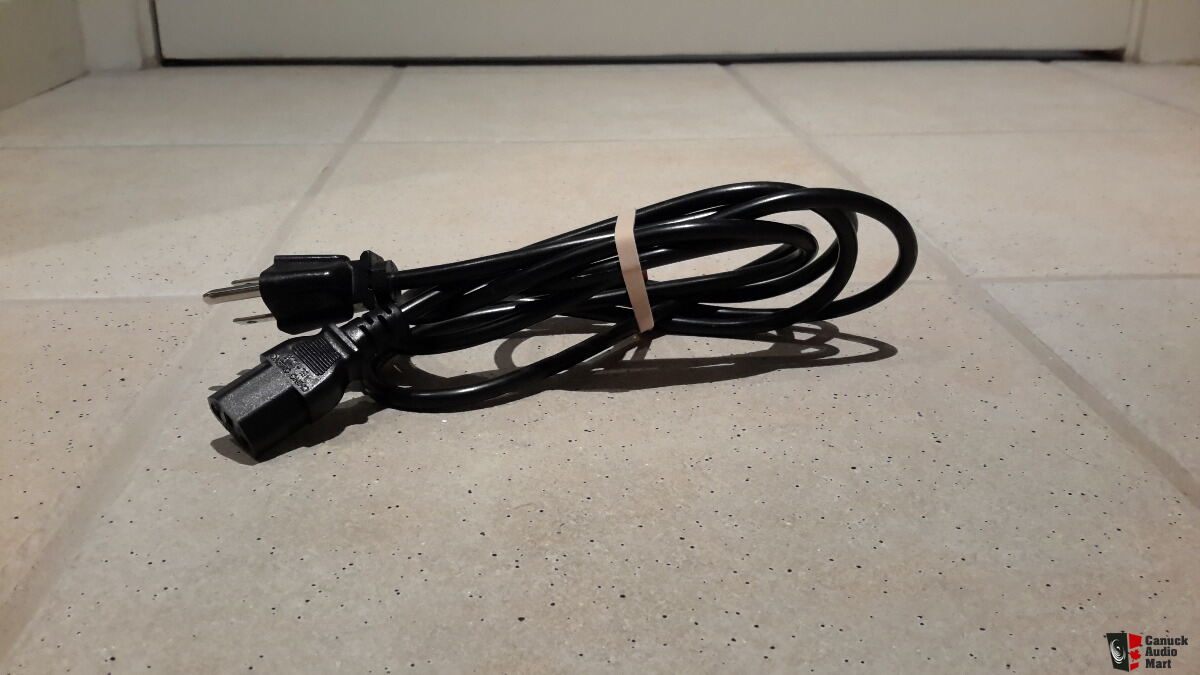 NAIM AUDIO: HiCap 2 Power Supply with SNAIC5 and Power Cable Photo ...