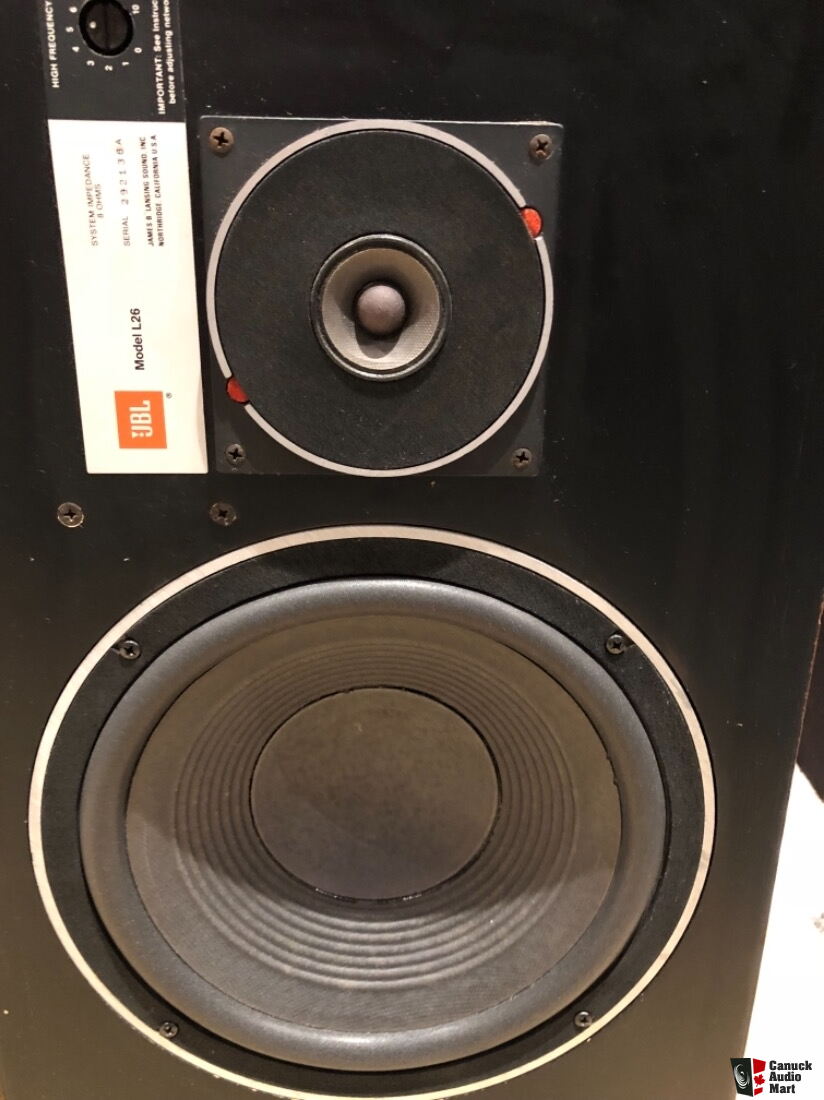 JBL L26 Speakers with grills Photo #2039629 - Canuck Audio Mart