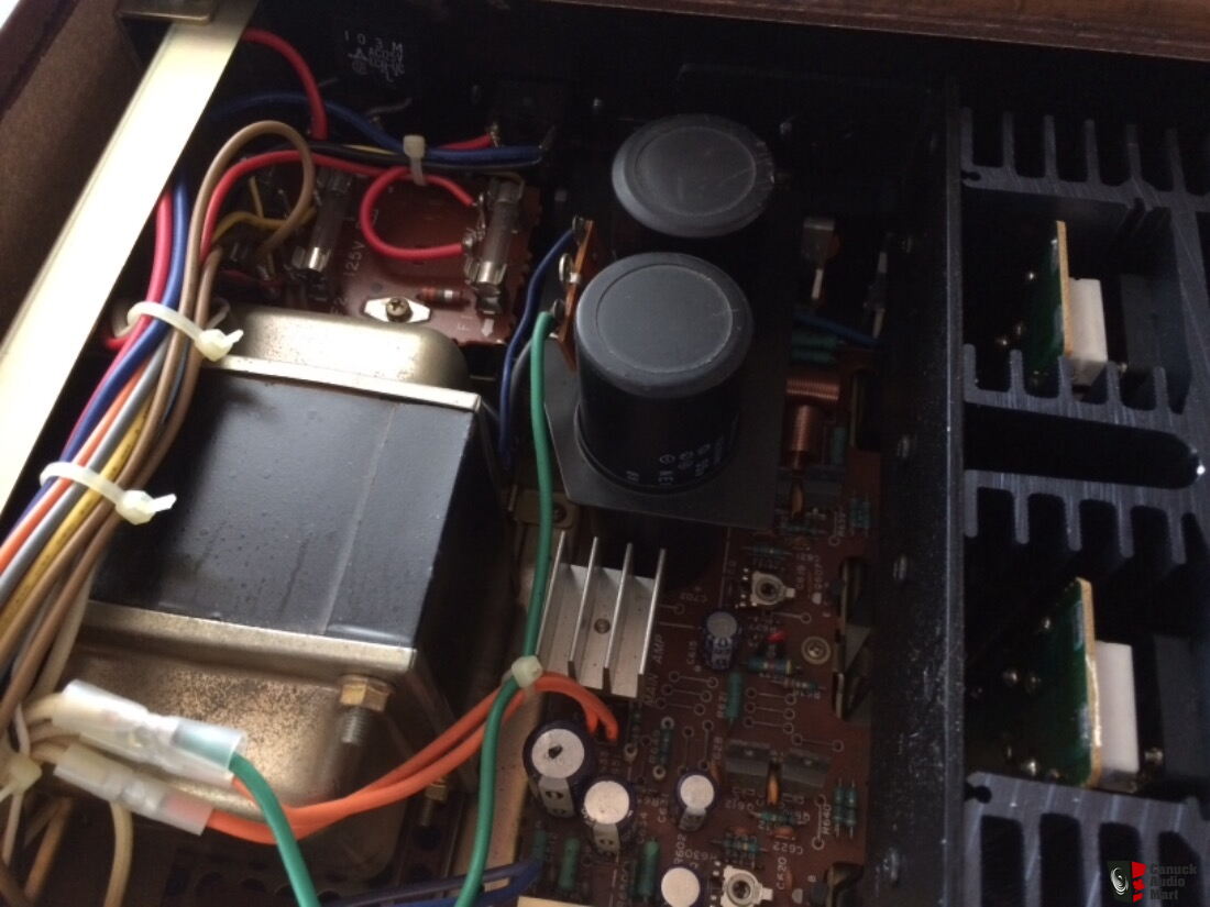 1978 Technics SA-600 Receiver Photo #2048237 - UK Audio Mart