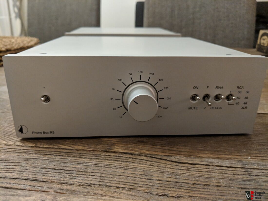 REDUCED - Pro-ject Phono Box RS phono stage + RS power supply (Project ...