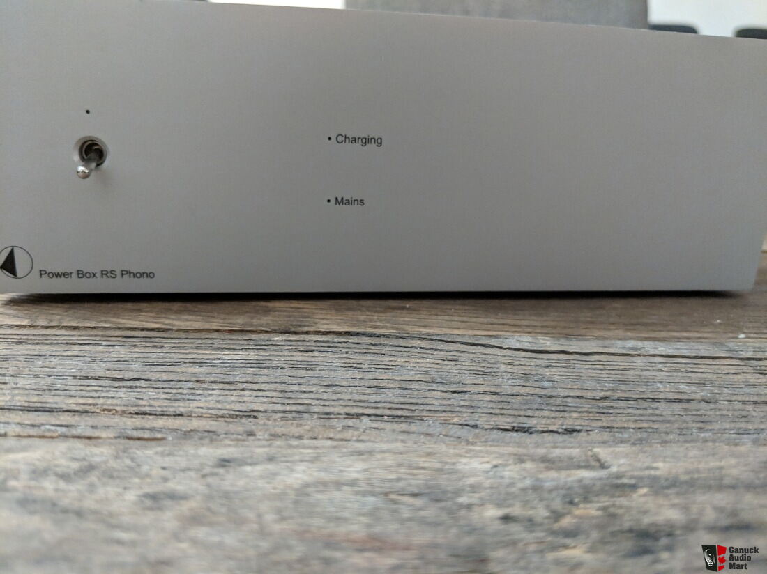 REDUCED - Pro-ject Phono Box RS phono stage + RS power supply (Project ...