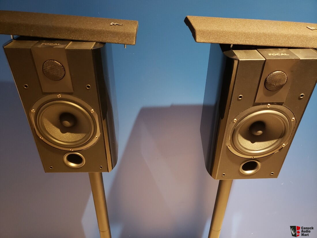 Focal chorus 705 bookshelf speaker pair For Sale - UK Audio Mart