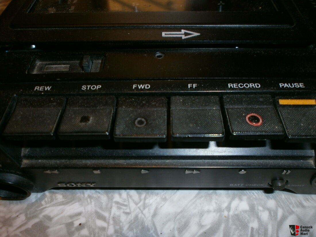 Sony Walkman - TC-D5 (Vintage - the 1st truly portable Walkman) Photo ...
