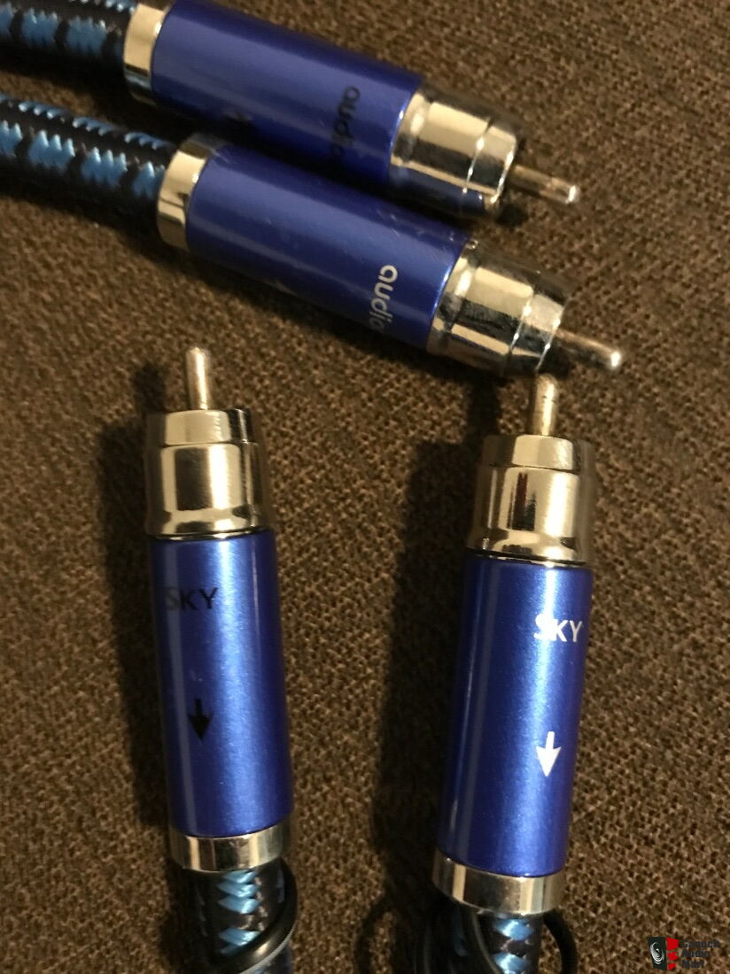 Audioquest Sky 1m RCA pair Photo #2073350 - Canuck Audio Mart
