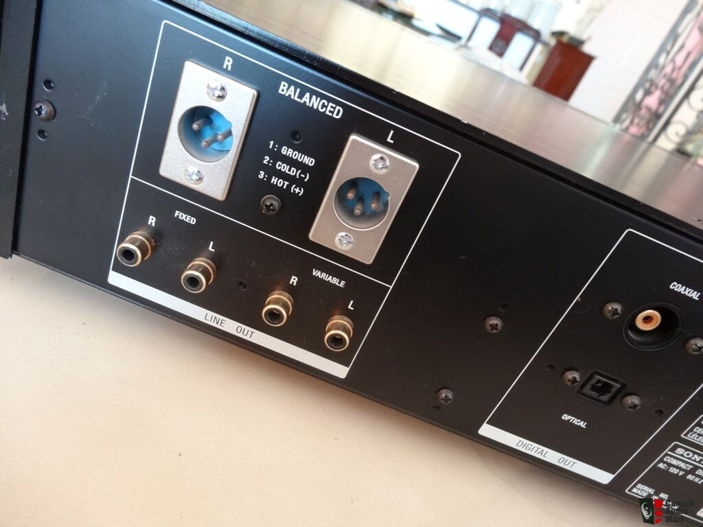 Sony X7ESD "holy grail" CD player of 1989 Photo #2074635 - UK Audio Mart