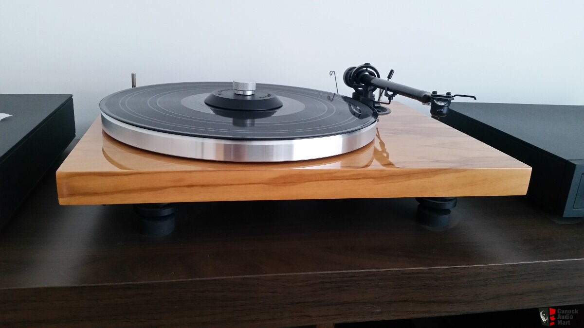 Pro-Ject Xpression Classic w/Speedbox & Upgraded PSU & Goldring 2200 ...